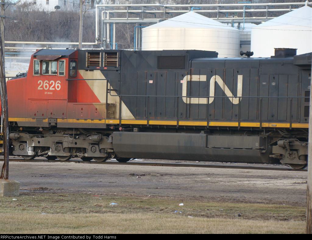 CN 2626